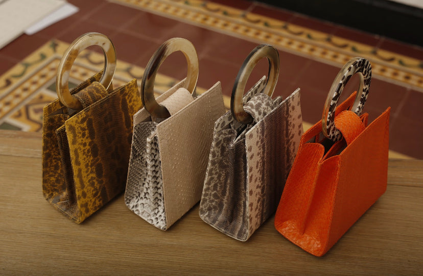 Azza Bag – Adriana Castro